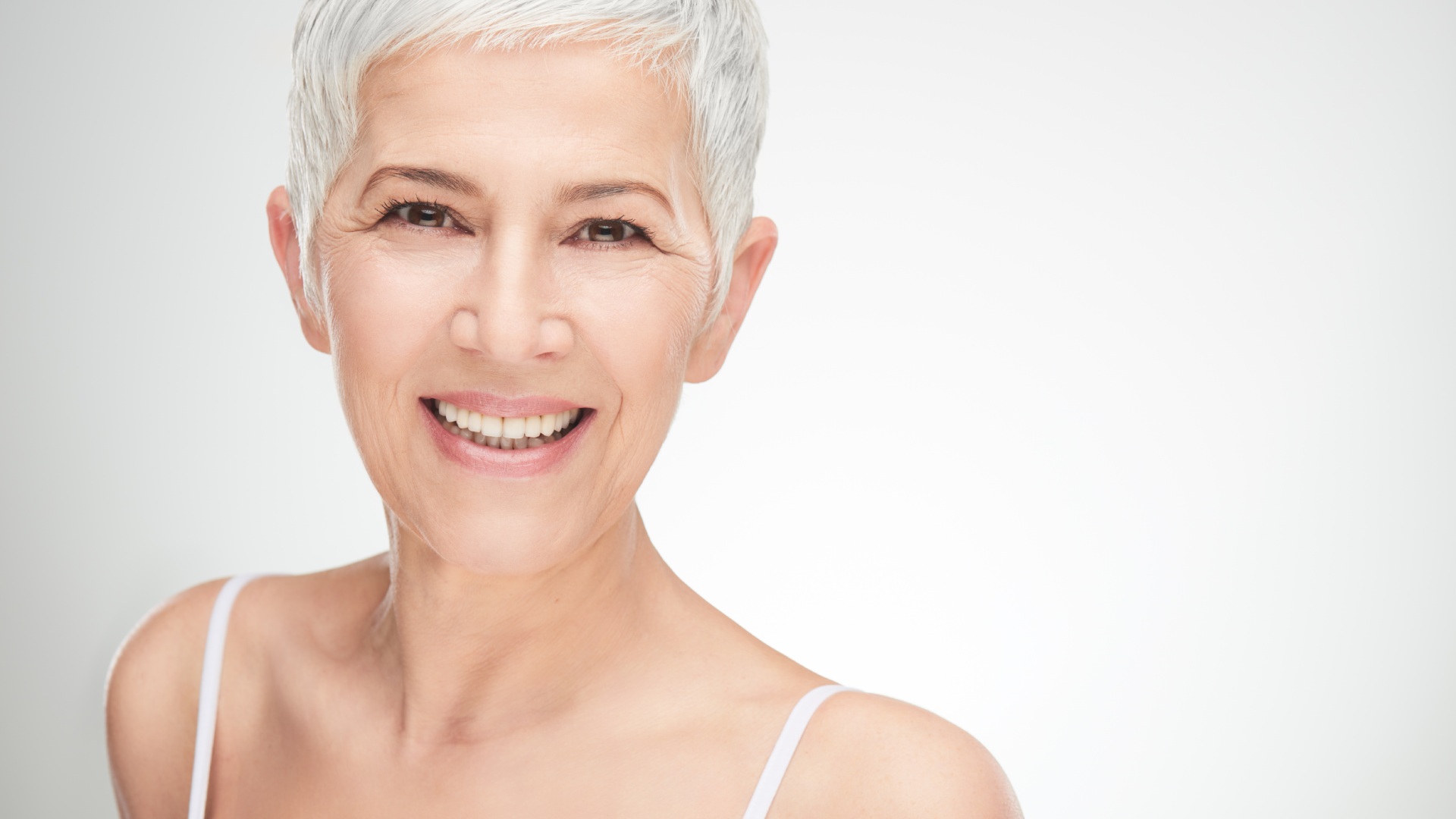 San Diego CA Smile Line Treatment | La Jolla Smile Lines Surgery